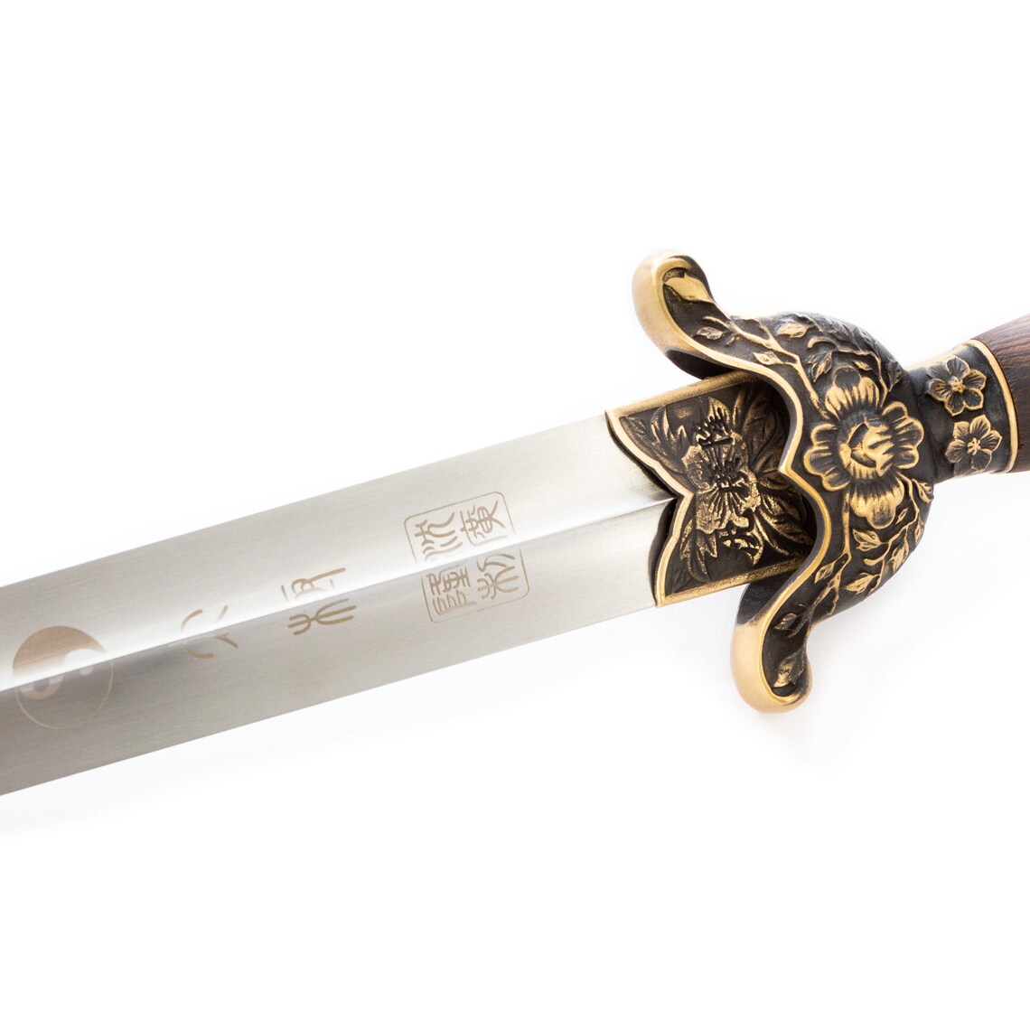 Yongfu Taiji Jian Sword - Tai Chi Wushu Kung Fu Training Chinese ...