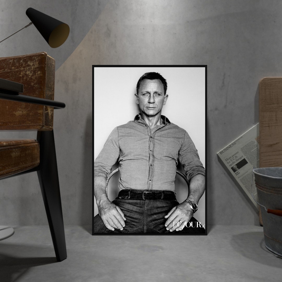 Daniel Craig Poster, Hollywood Actor Wall Art, Wall Decor, Rolled ...
