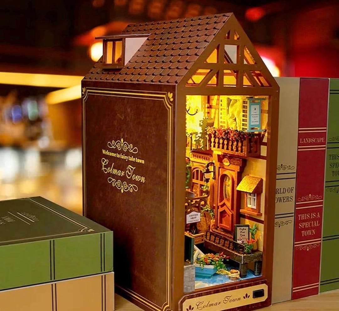 Venice Canal Book Nook DIY Kit – Miniature Light-up Bookshelf Insert - Etsy