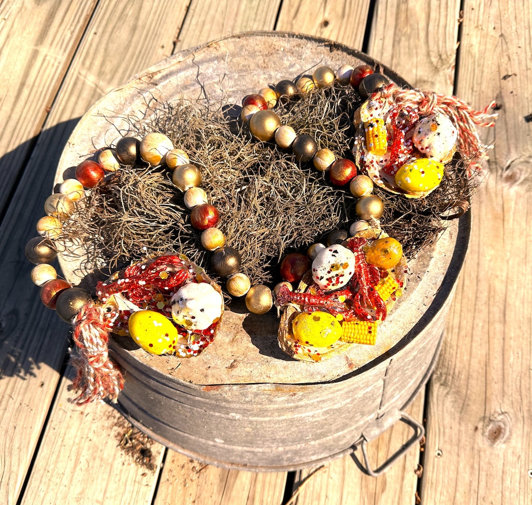 Crawfish Boil, Party in A Shell, Oyster Shell Medallion, Garland on ...