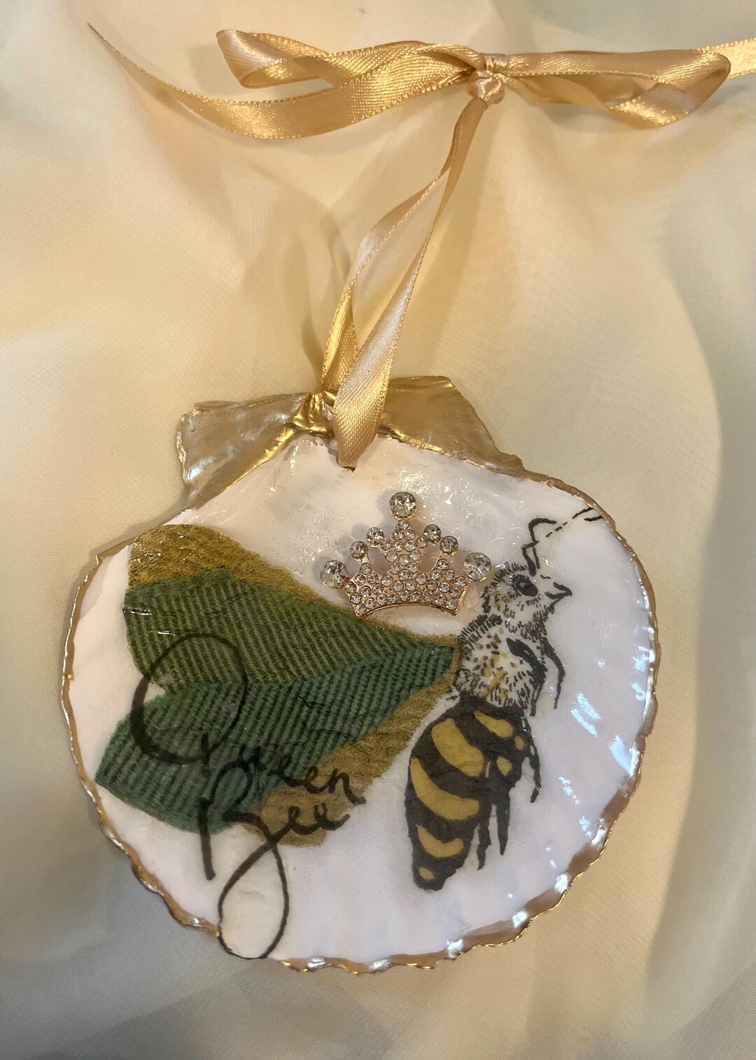 Large Scallop Shell Queen Bee Decoupage Seashell Ornament With ...