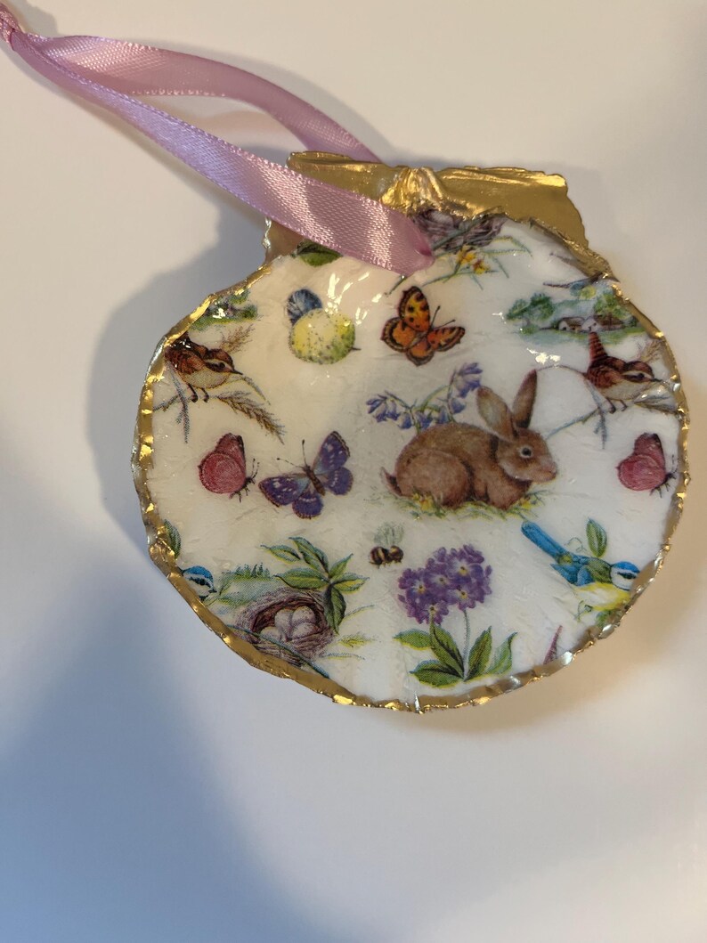Large Scallop Seashell Decoupage Easter Bunny Easter Ornaments Gift Embellishment Decorations ...