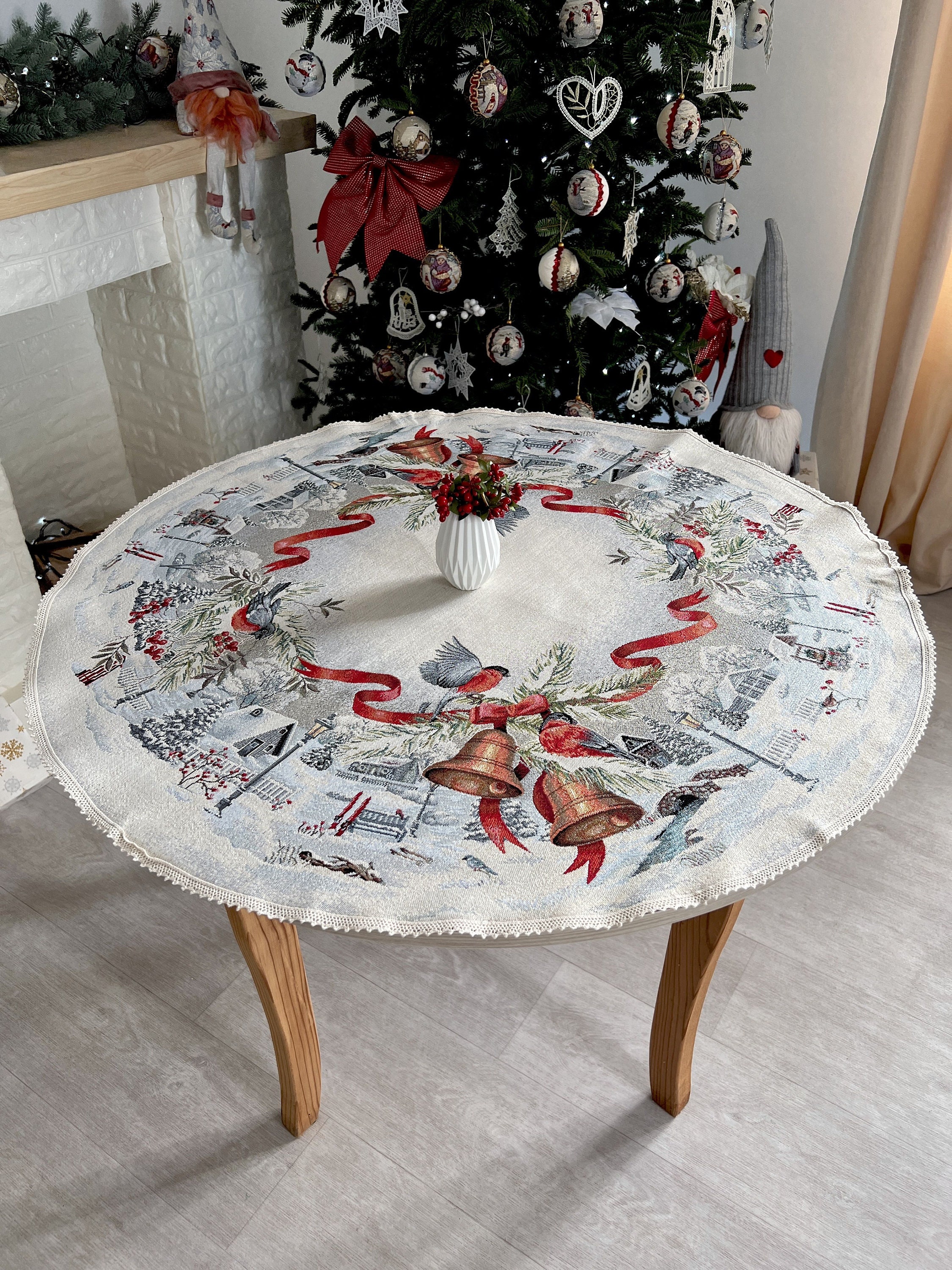 Round Christmas Tablecloth, Winter Holiday Table Linens, Xmas Tapestry ...