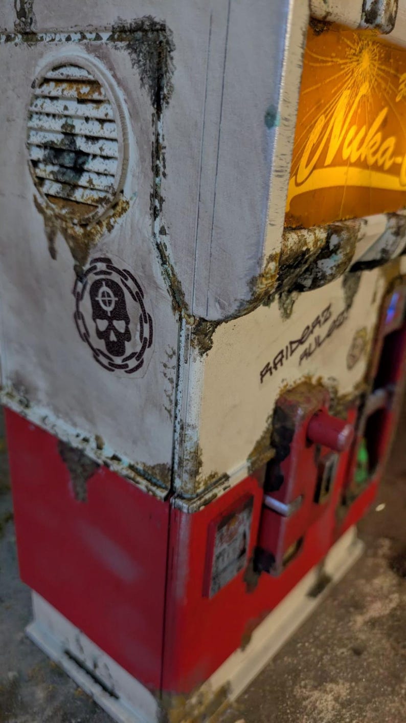 Nuka-cola Vending Machine – Prop With Light & Bottles | LED Glowing ...
