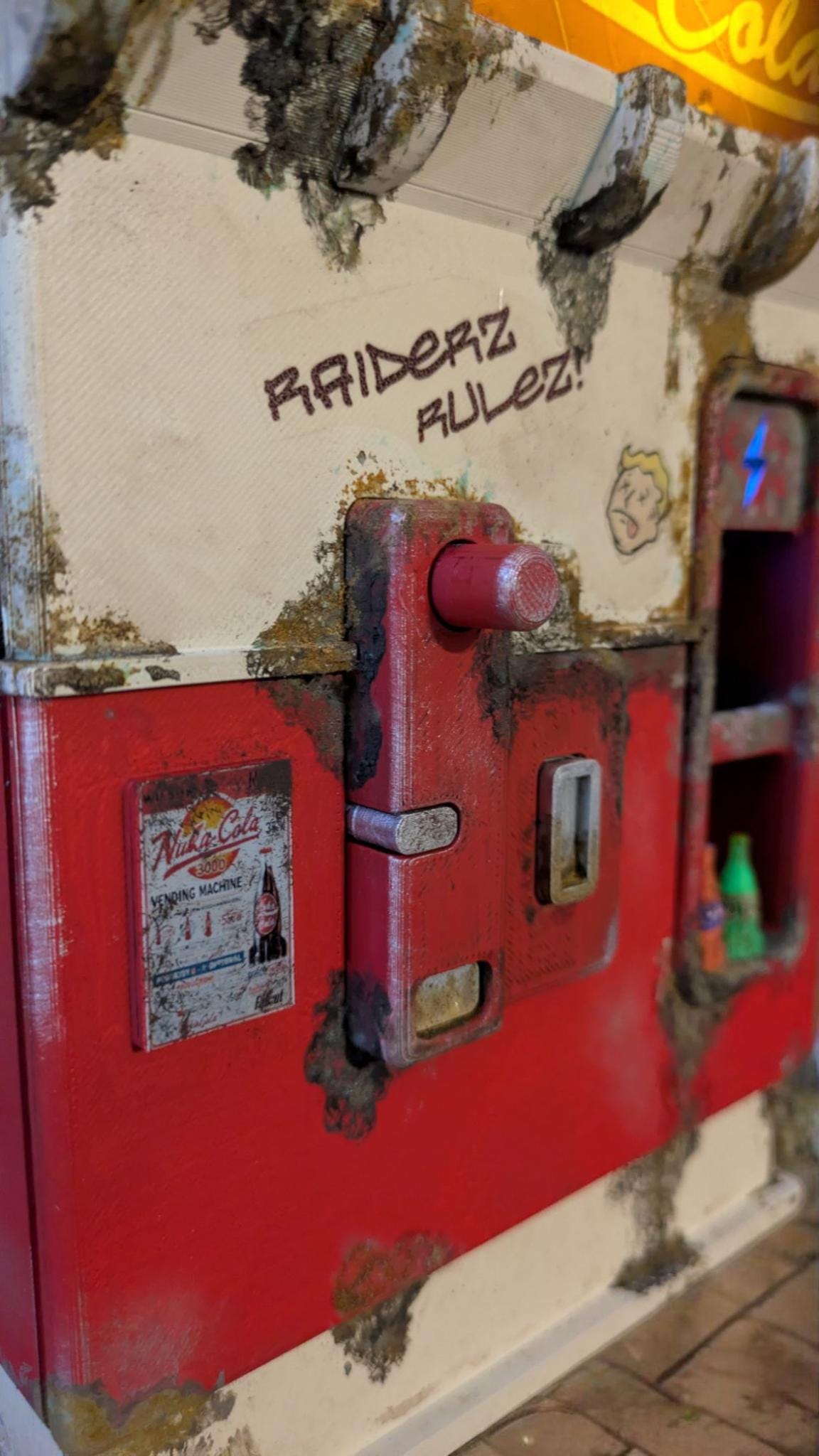 Nuka-cola Vending Machine – Prop With Light & Bottles | LED Glowing ...