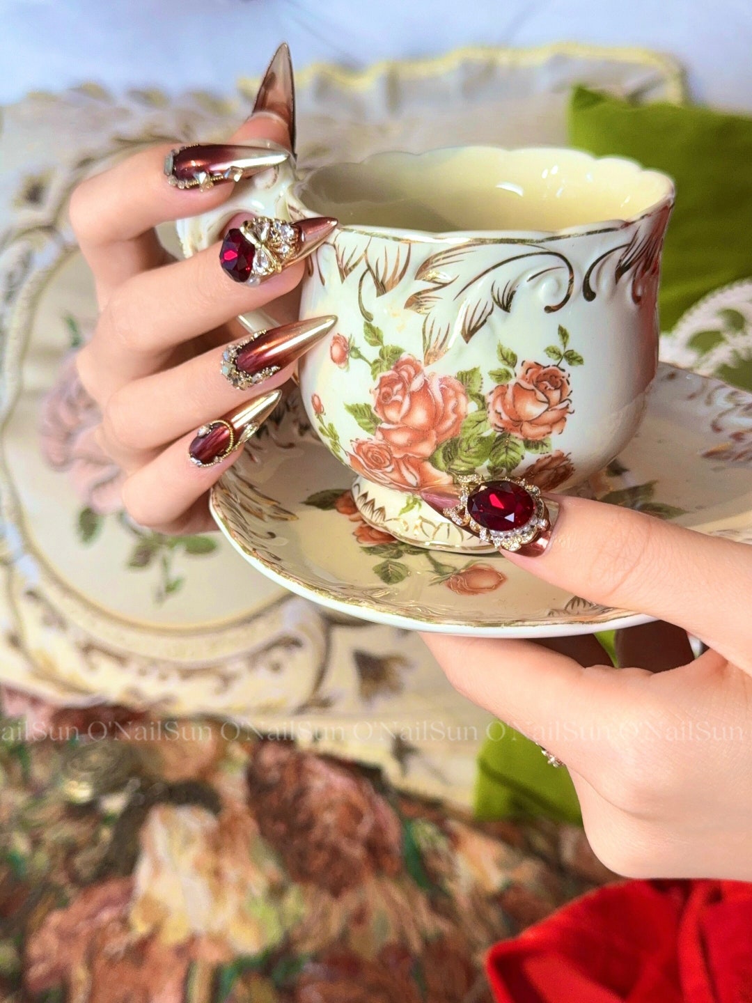 Metallic Feast Ruby Onailsun Gemstone Luxury Bling Golden Ruby Chrome ...