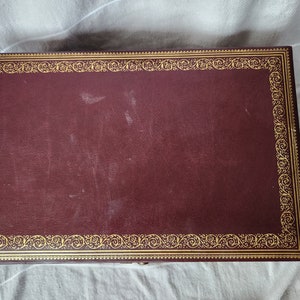 Deluxe Yule Season Vintage Jewery Box Altar Set - Full of Crystals ...