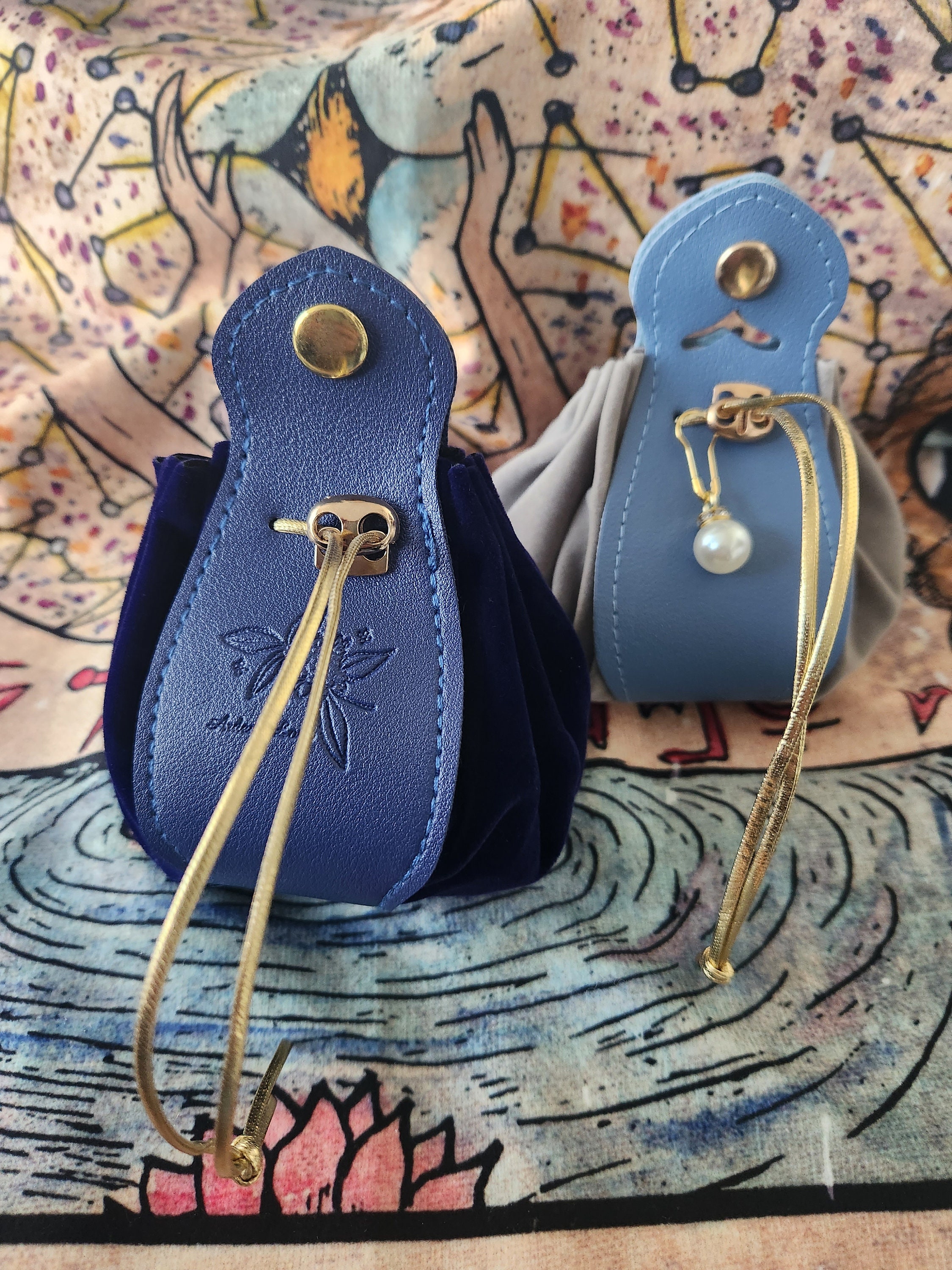 Artemis Mini Altar Set - Etsy