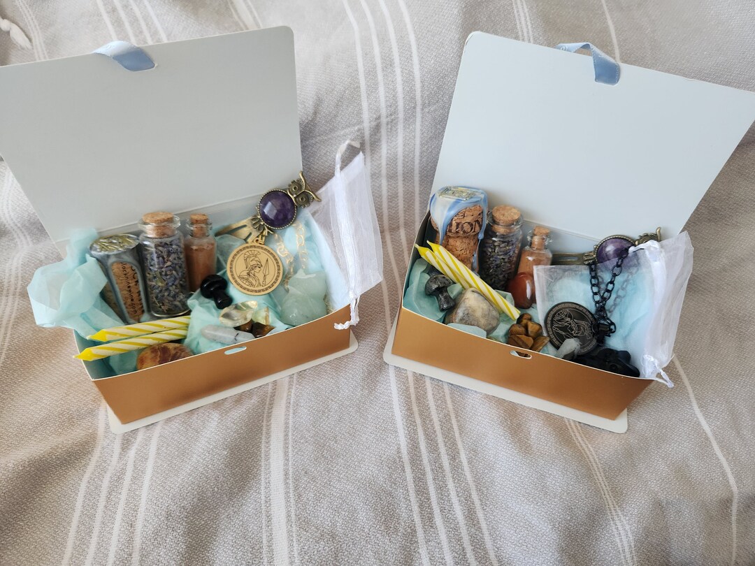 Athena Mini Altar Set - Etsy