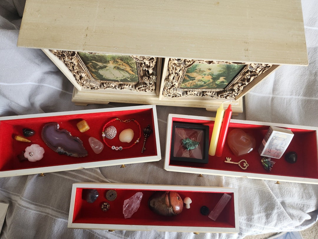 Magickal Vintage Japanese Music Box Altar Set Full of Crystals ...