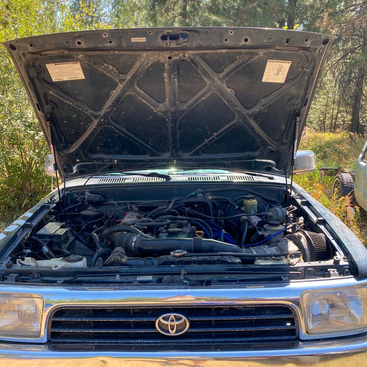 1989-1995 Toyota Pickup/ 4runner EZ Lift Hood Struts - Etsy