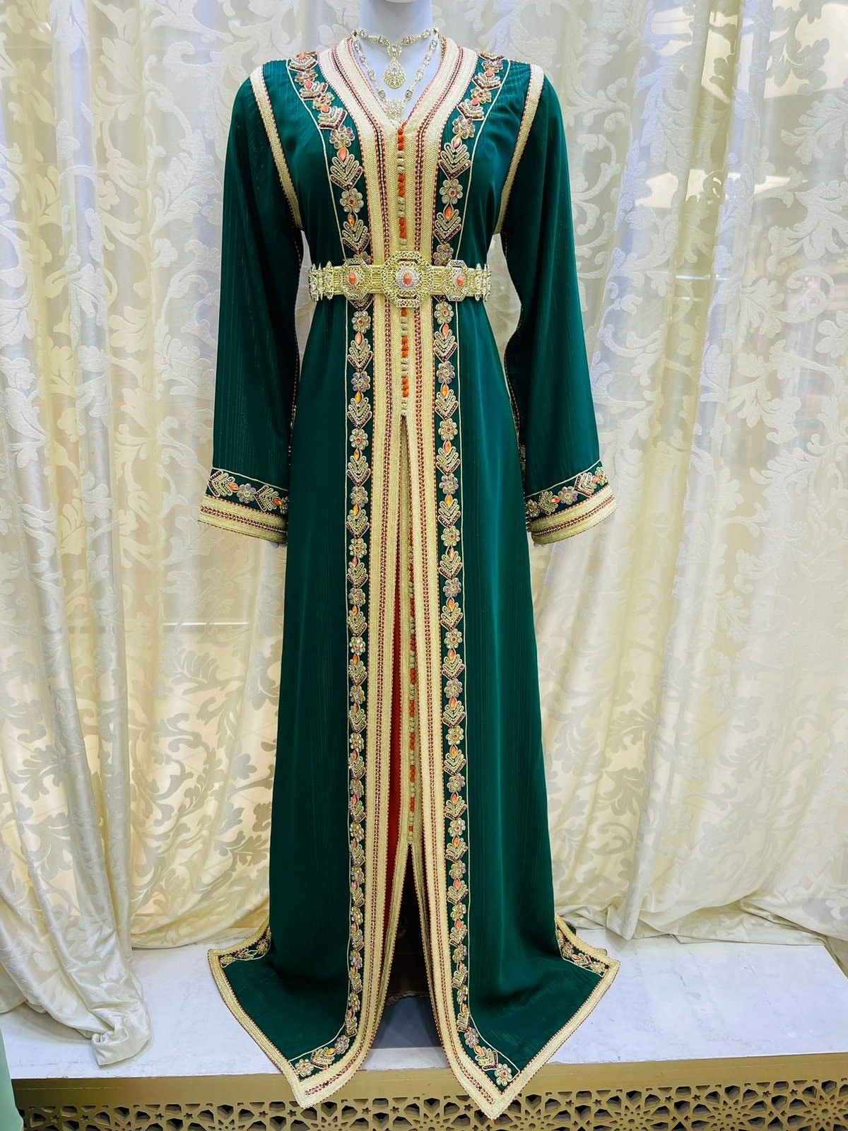 TRADITIONAL MOROCCAN CAFTAN - Etsy