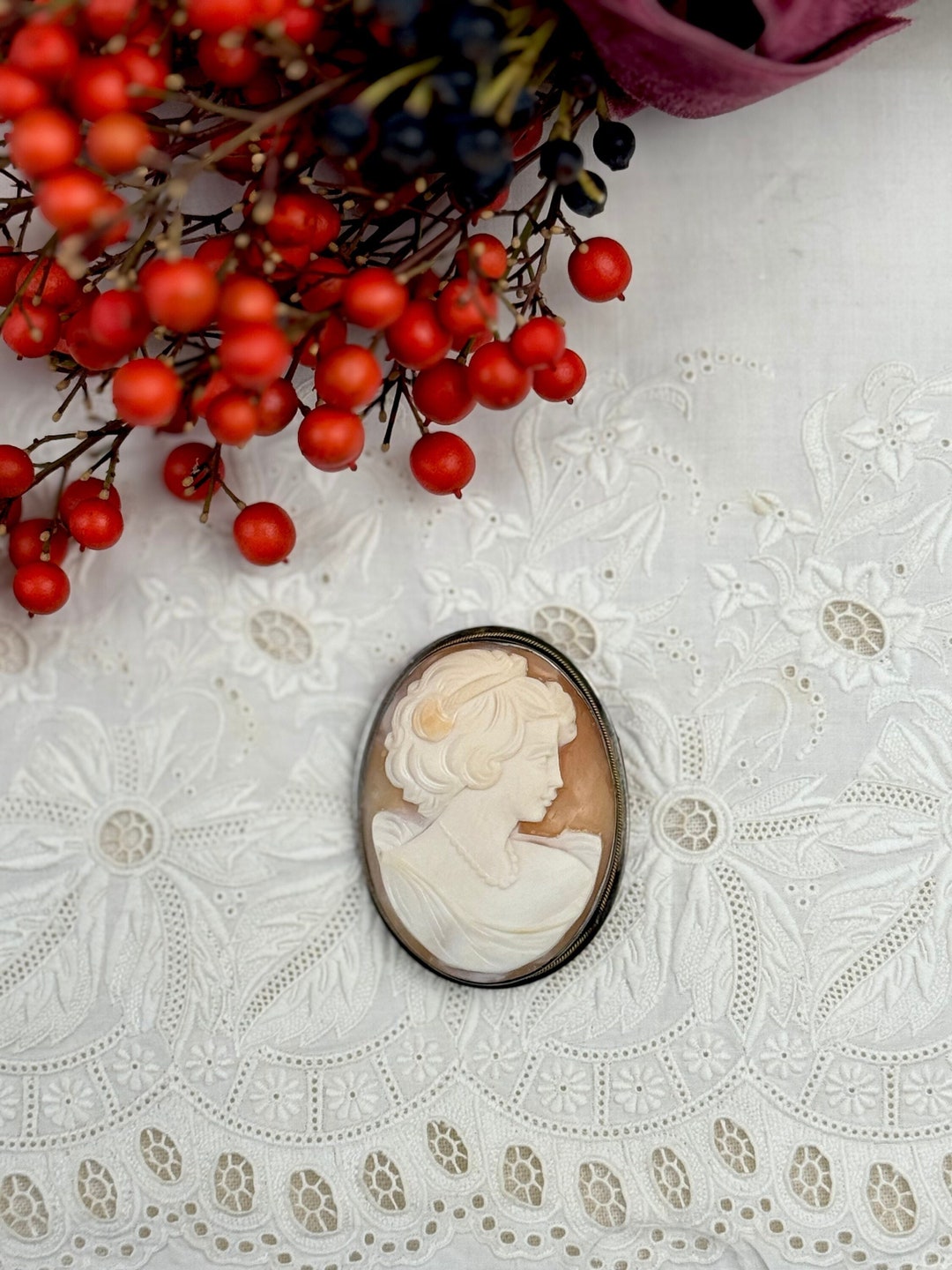 Authentic ITALIAN Vintage Cameo Carved Shell Brooch & - Etsy