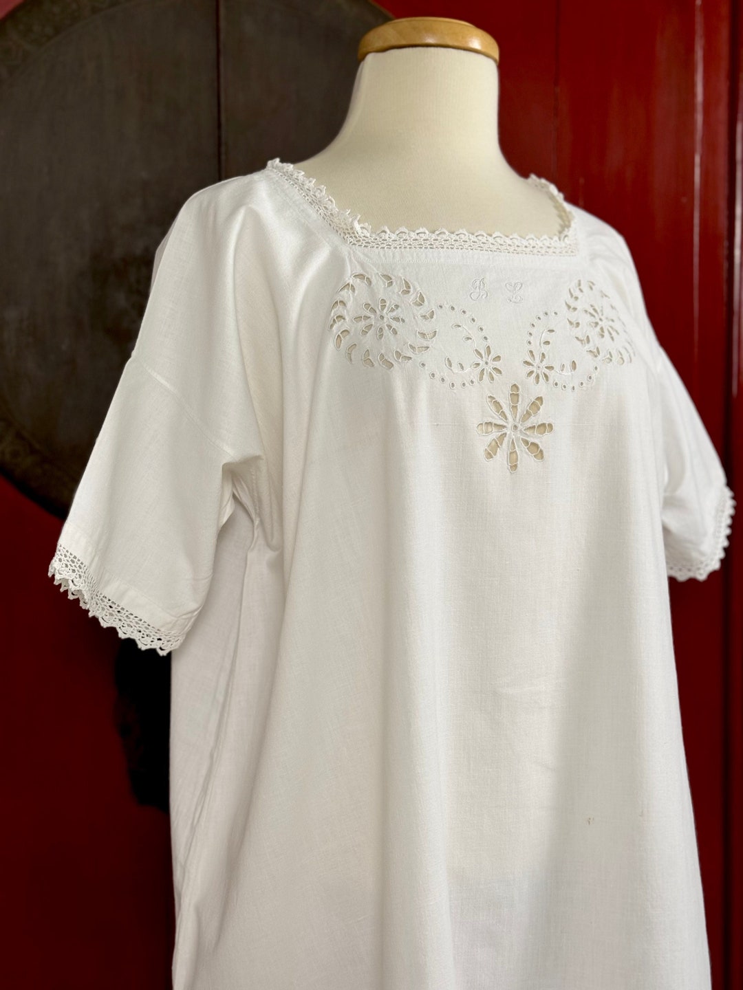 Circa 1900 Italian Nightgown, White Cotton Linen, Handmade Embroidery ...