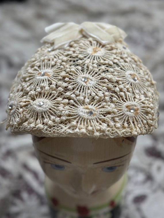 AUTHENTIC 1950s Structured Hat with Flowers, Rhinesto… - Gem