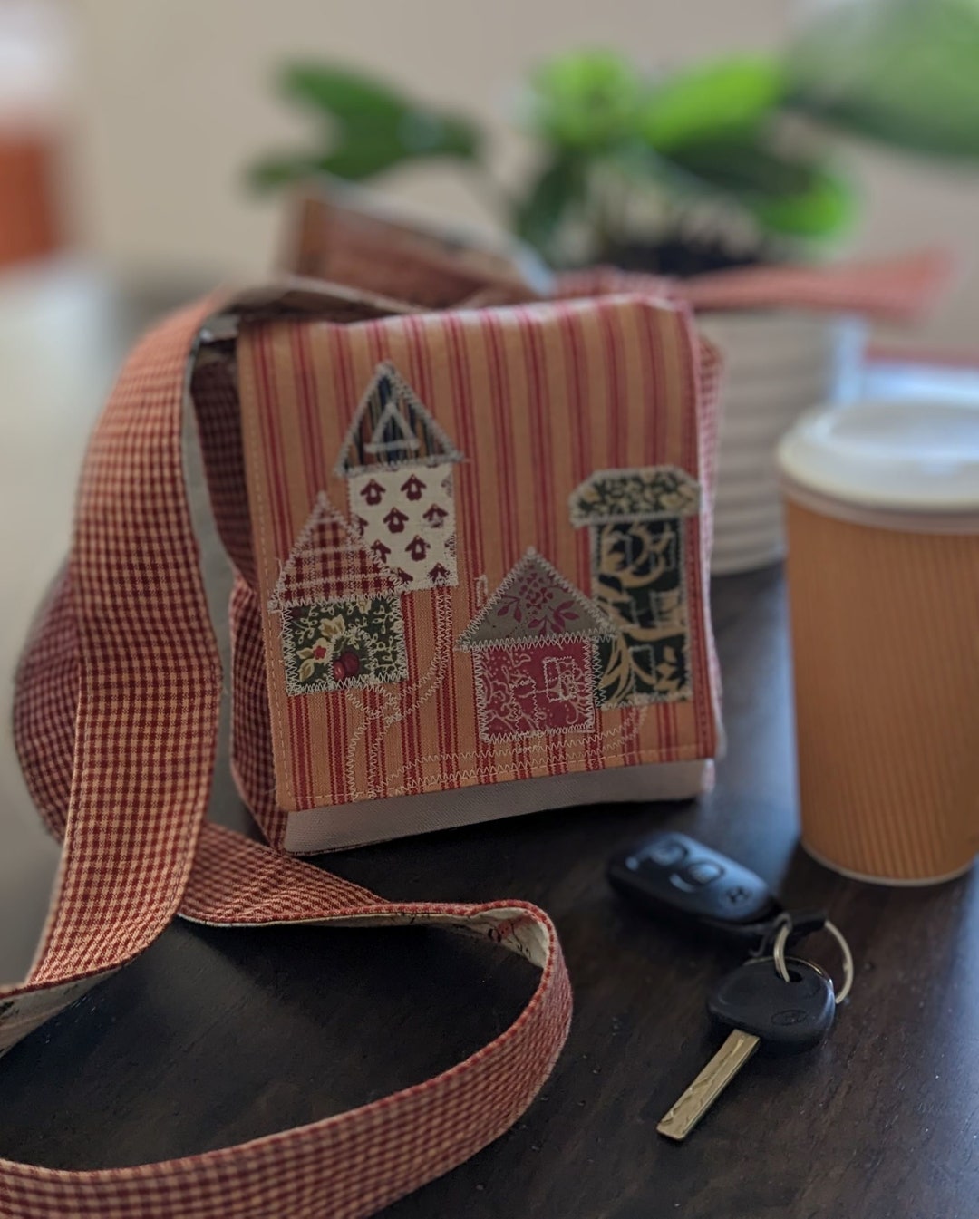 Super Easy Crossbody Bag - Pattern & Instructions - the Tote Lady "your ...