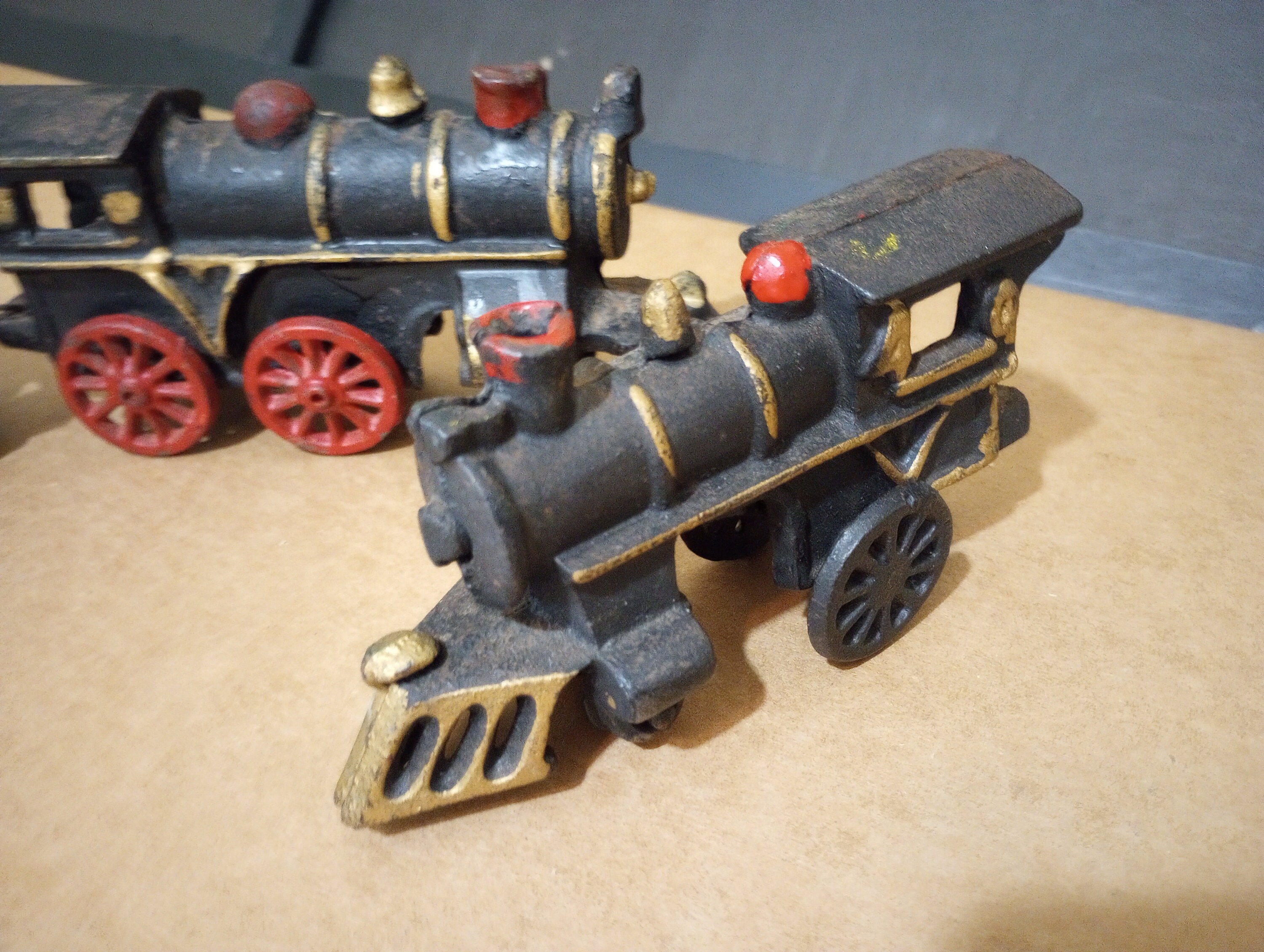 Antique Cast Iron Toy Trains 40 & 50 - Etsy