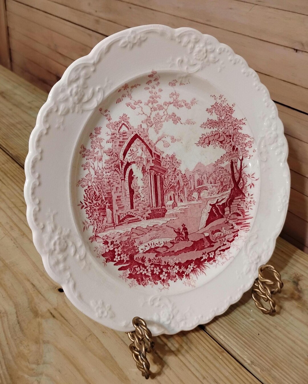 Vintage English Abbey Collector's Plate & Brass Twisted Rope Display ...