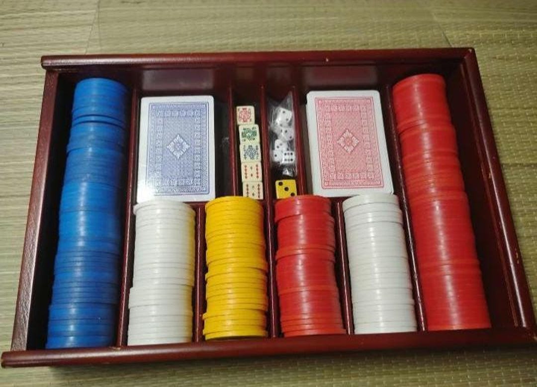 Poker Set in Cherry Wood Case Plexi Glass Slide Lid - Etsy