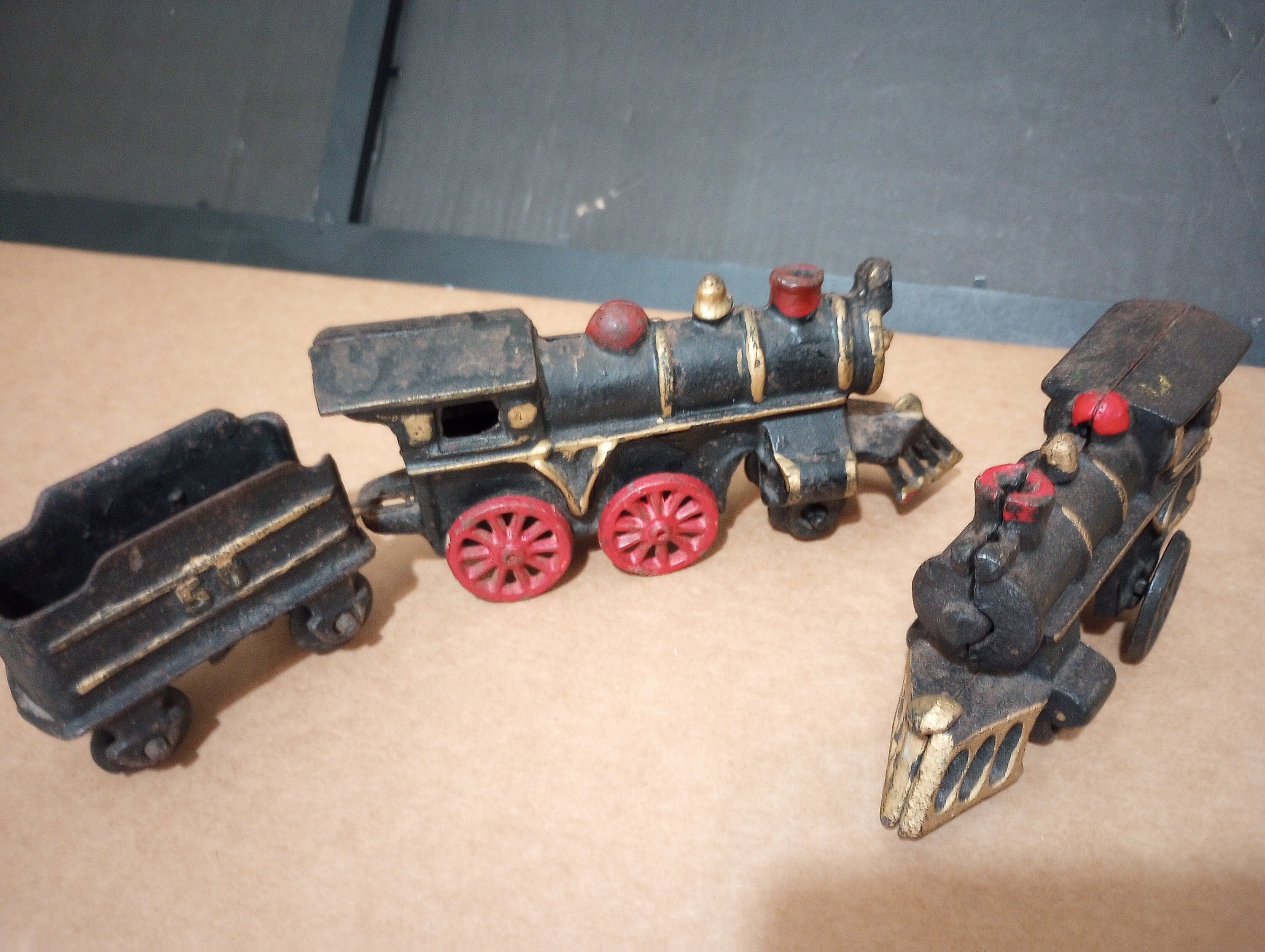 Antique Cast Iron Toy Trains 40 & 50 - Etsy
