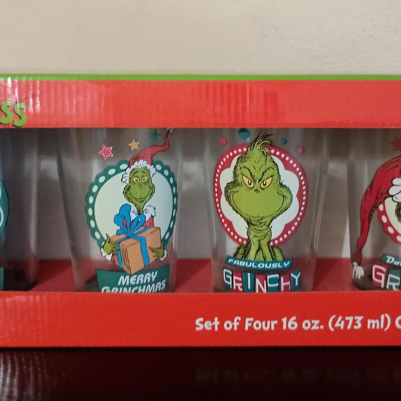 Grinch Wine Glass - Etsy