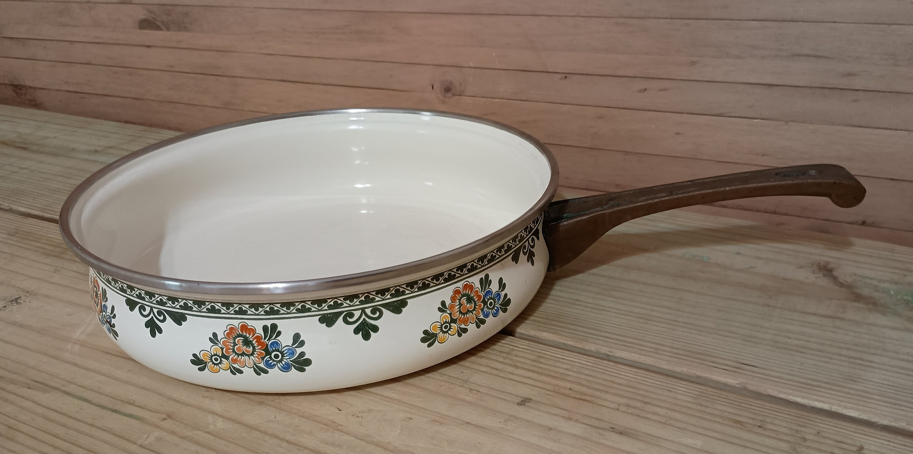 Asta Cookware Floral Design Metal Porcelain Set - Etsy