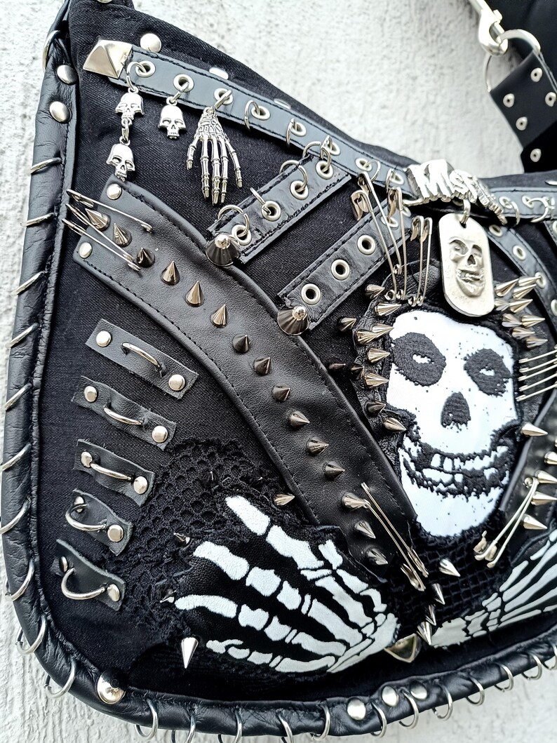 Misfits Crimson Ghost Danzig Cyber Horror Punk Band Fiend Spike Black ...