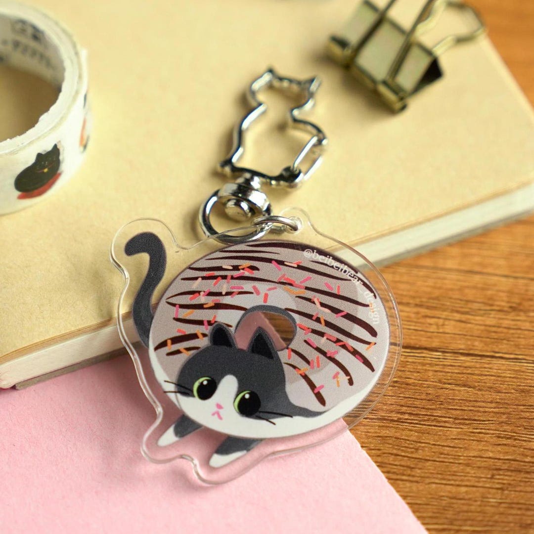 Cute Cat Keychain, Black and White Cat Charm, Oreo Donut Keychain, Cute ...