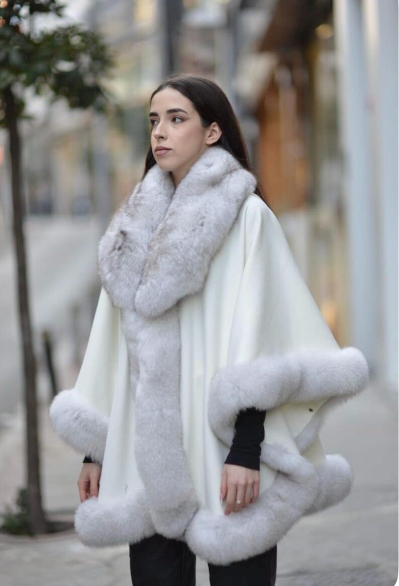 White Cashmere Cape: Fox Fur Trim, One Size Fits All, Winter Cape - Etsy