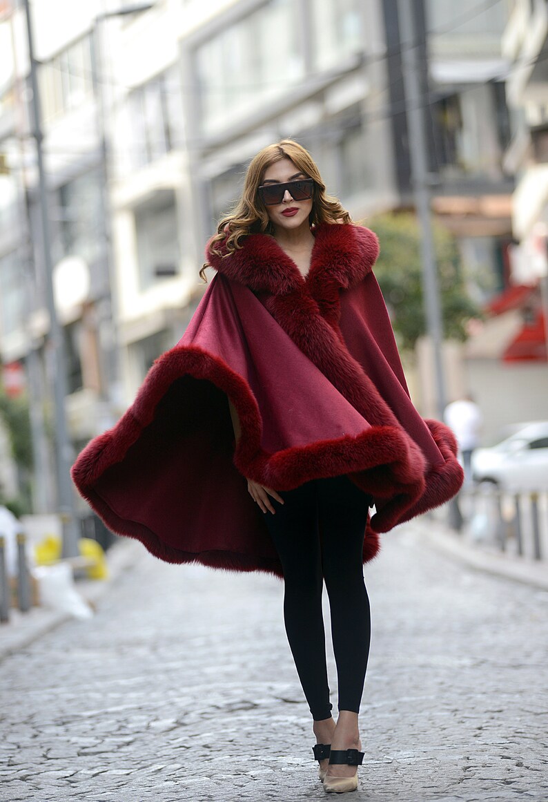 Burgundy Cashmere Cape With Fox Fur Trim Cozy and Elegant Cashmere Cap ...