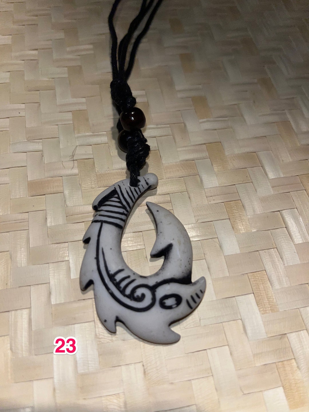 Hawaiian, Māori, & Polynesian Necklace With Honu Turtle, Maui Hook, Koa ...