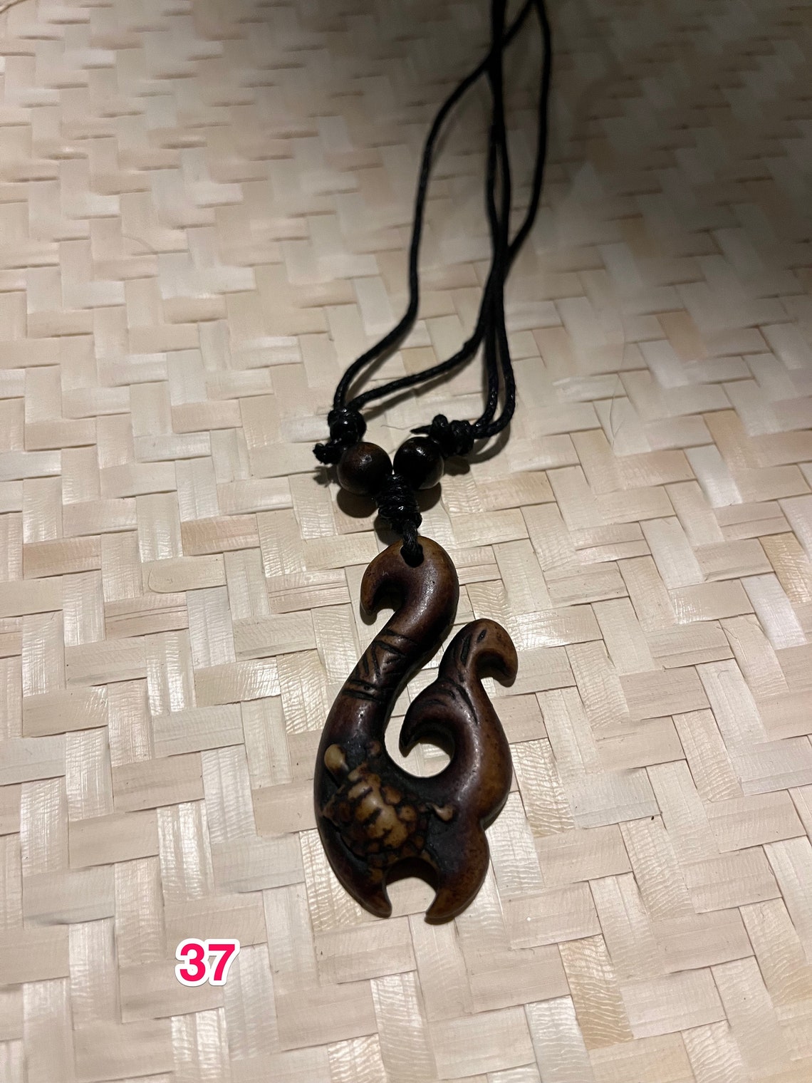 Hawaiian, Māori, & Polynesian Necklace With Honu Turtle, Maui Hook, Koa ...