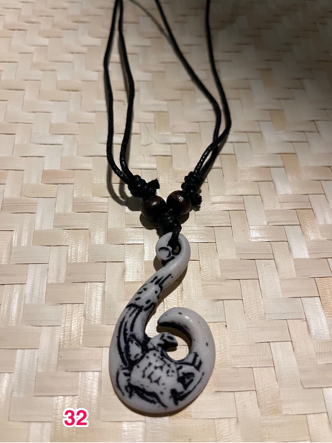 Hawaiian, Māori, & Polynesian Necklace With Honu Turtle, Maui Hook, Koa ...