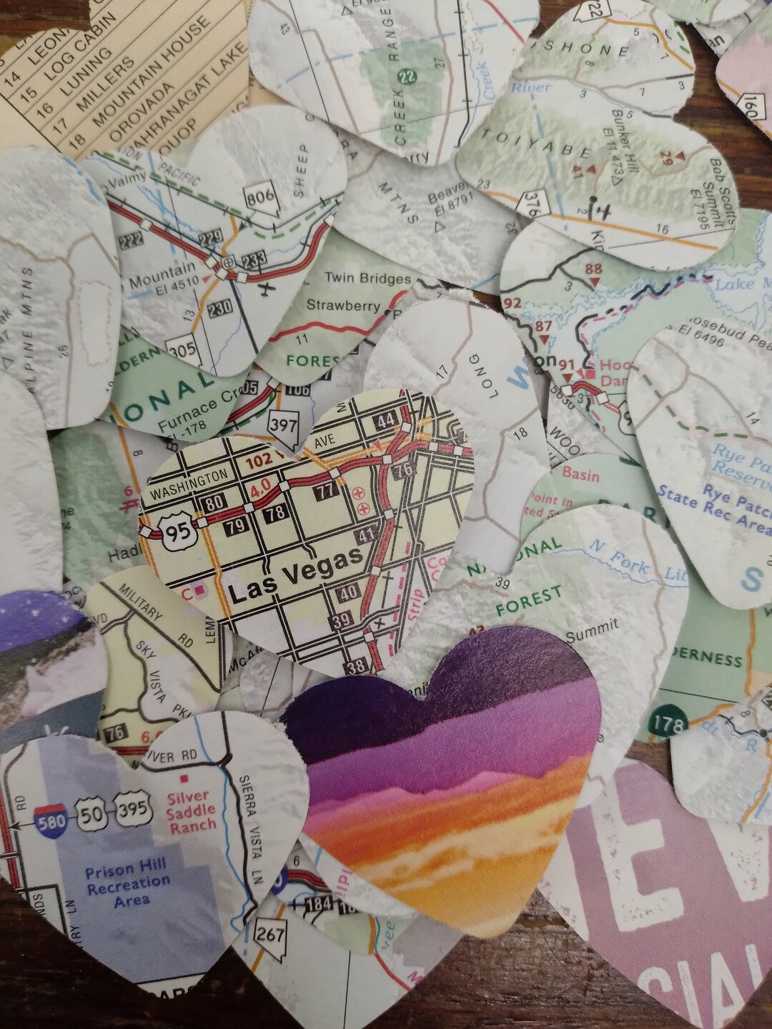 US Maps Heart Confetti. Heart Table Scatter, Travel Theme Party ...