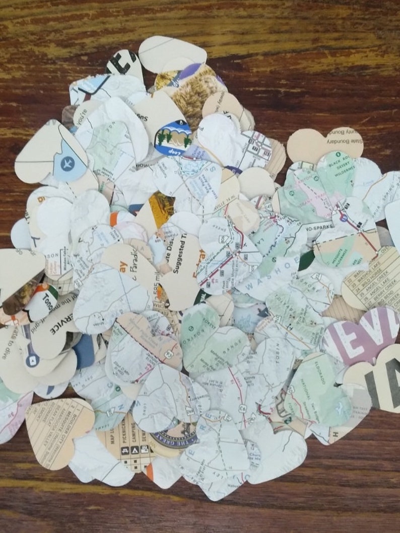 US Maps Heart Confetti. Heart Table Scatter, Travel Theme Party ...
