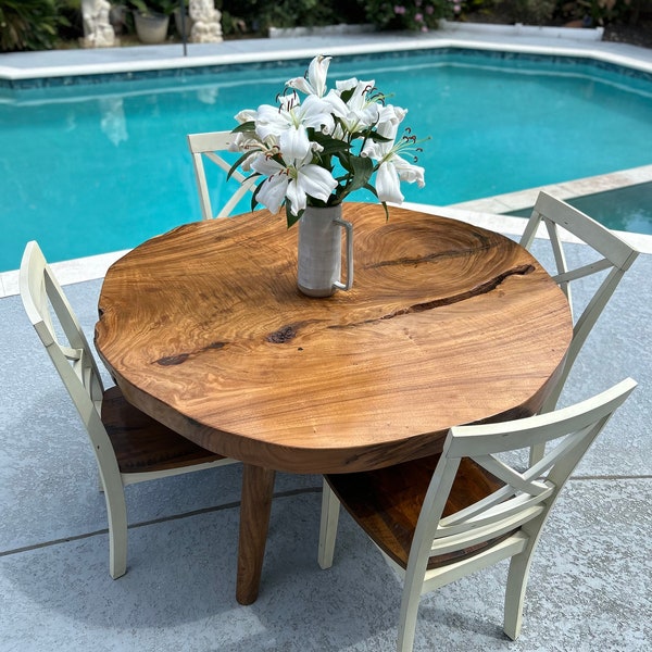 Live Edge Round Dining Table - Etsy