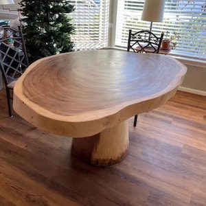 Pedestal Round-log Live Edge Dining Table - Nook Breakfast Table - Etsy