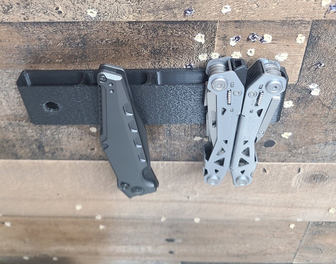 Mini Pocket Knife Wall Mount Display Holder X2, Kershaw, Spyderco ...
