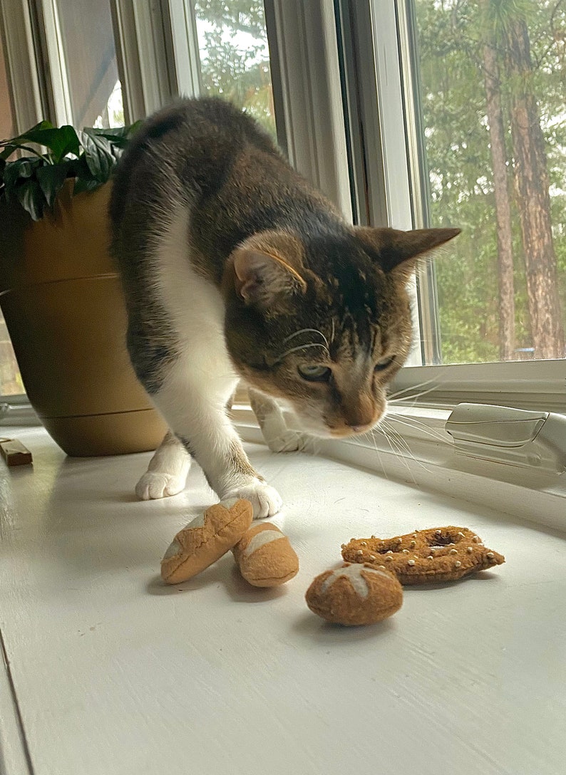 Kitty Felt Bread Basket - Etsy