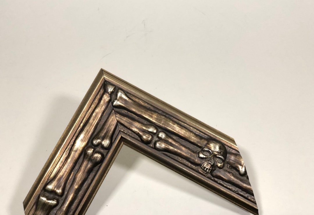 SKULL & CROSSBONE, Premium Custom Wood Picture Frame, Silver/bronze ...