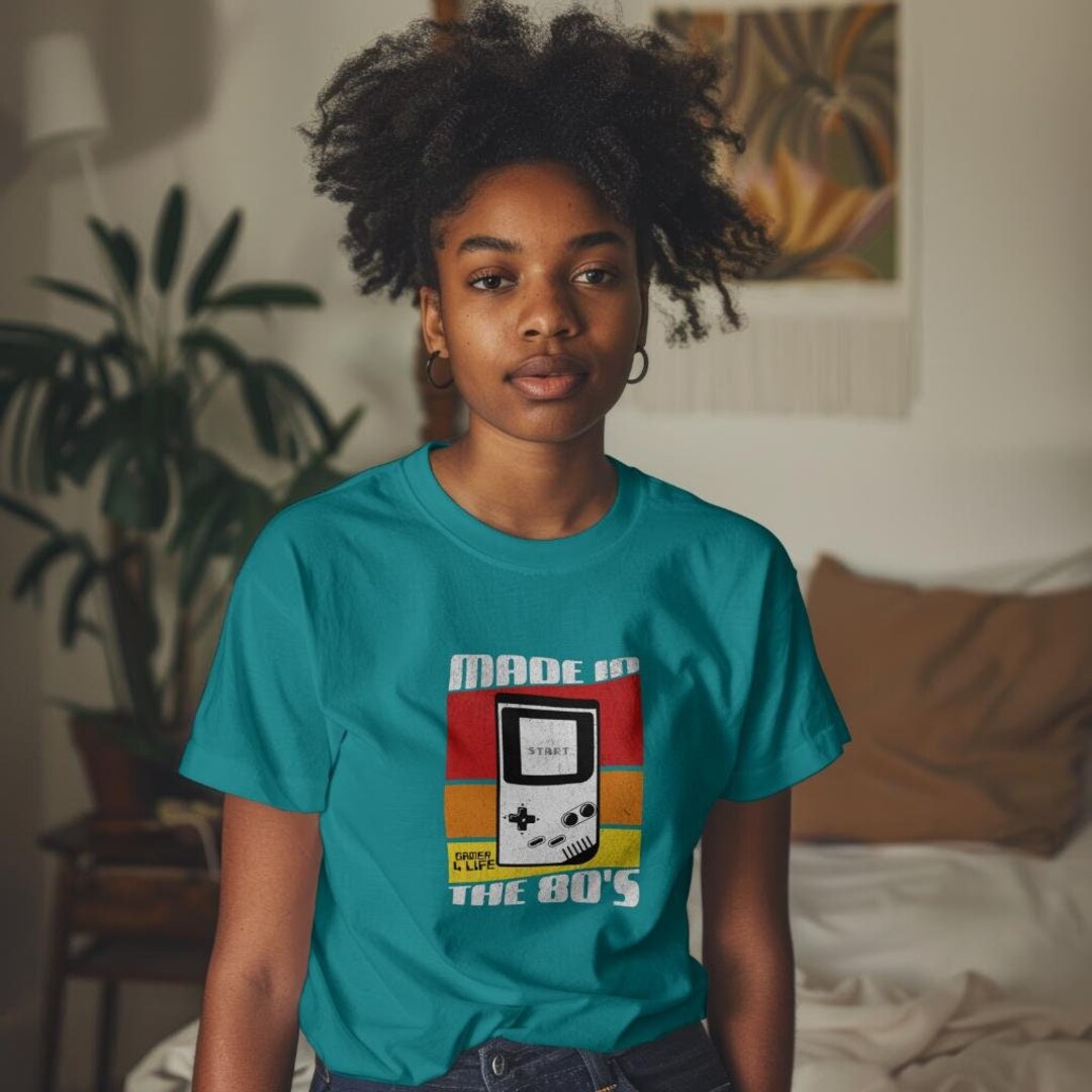 Retro Gamer T-shirt: 80s Gameboy Graphic Tee - Etsy