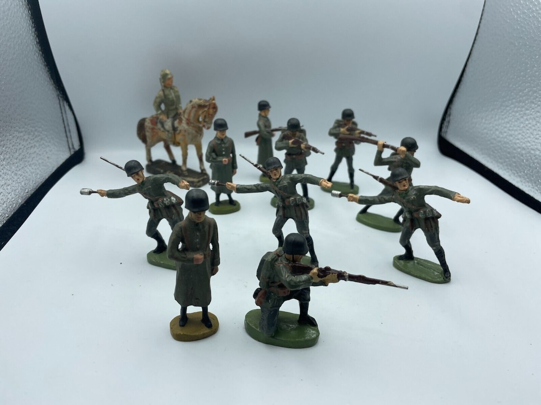 ELASTOLIN LINEOL VINTAGE German Toy Soldiers 11 Pieces - Etsy