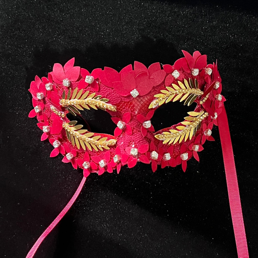 Red Masquerade Ball Lace Mask for Birthday Christmas New Year Costume ...