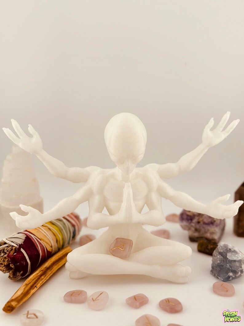 Shiva Alien Figurine - Etsy