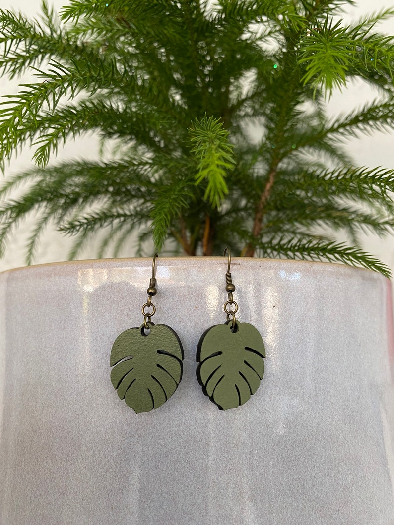 Monstera Wood Earrings / Monstera Leaf Jewelry / Tropical Leaves Dangle ...