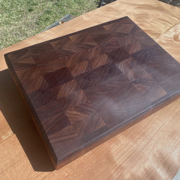 Walnut End Grain Cutting Board - Etsy