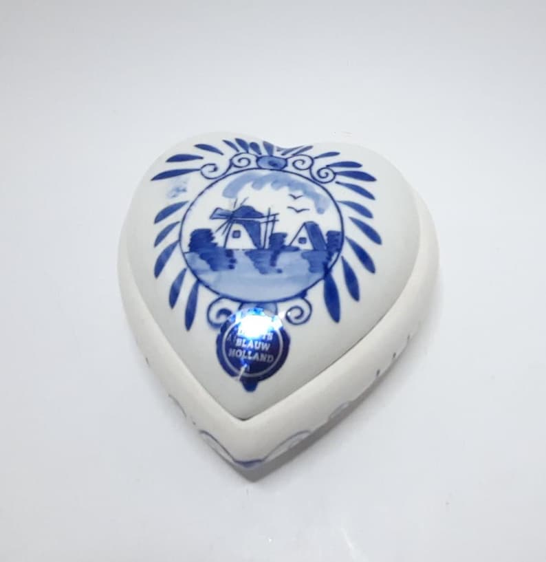 Vintage Delfts Blauw Holland Ceramic Heart Shaped Trinket/jewelry Box ...