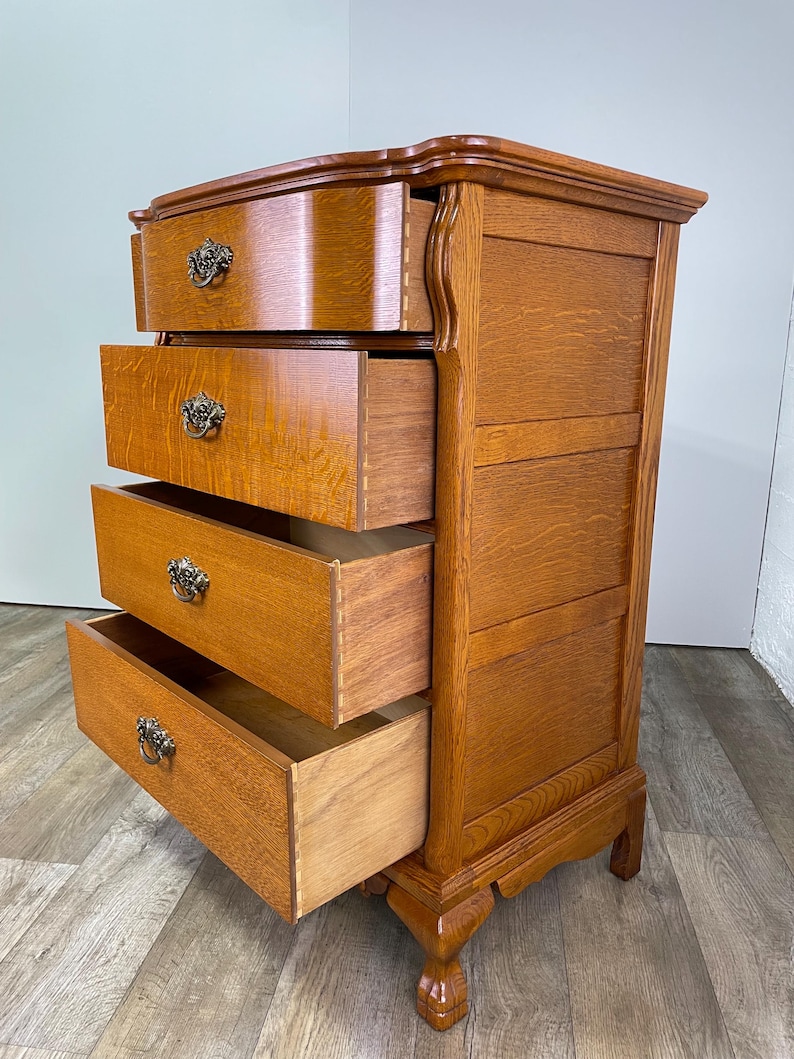 Lexington Furniture Victorian Sampler Collection Chest - Etsy