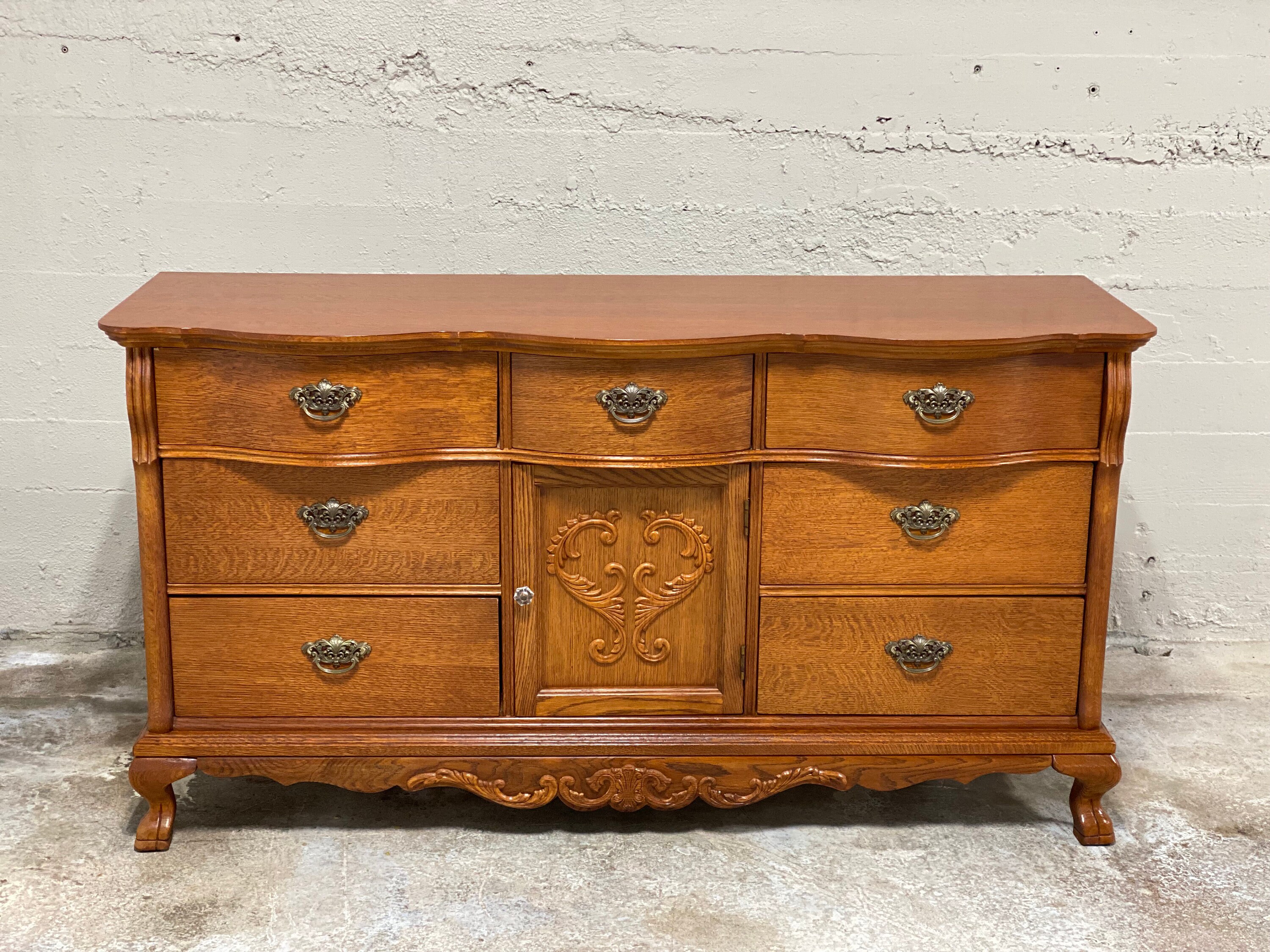 Lexington Furniture Victorian Sampler Collection Door Triple Dresser - Etsy