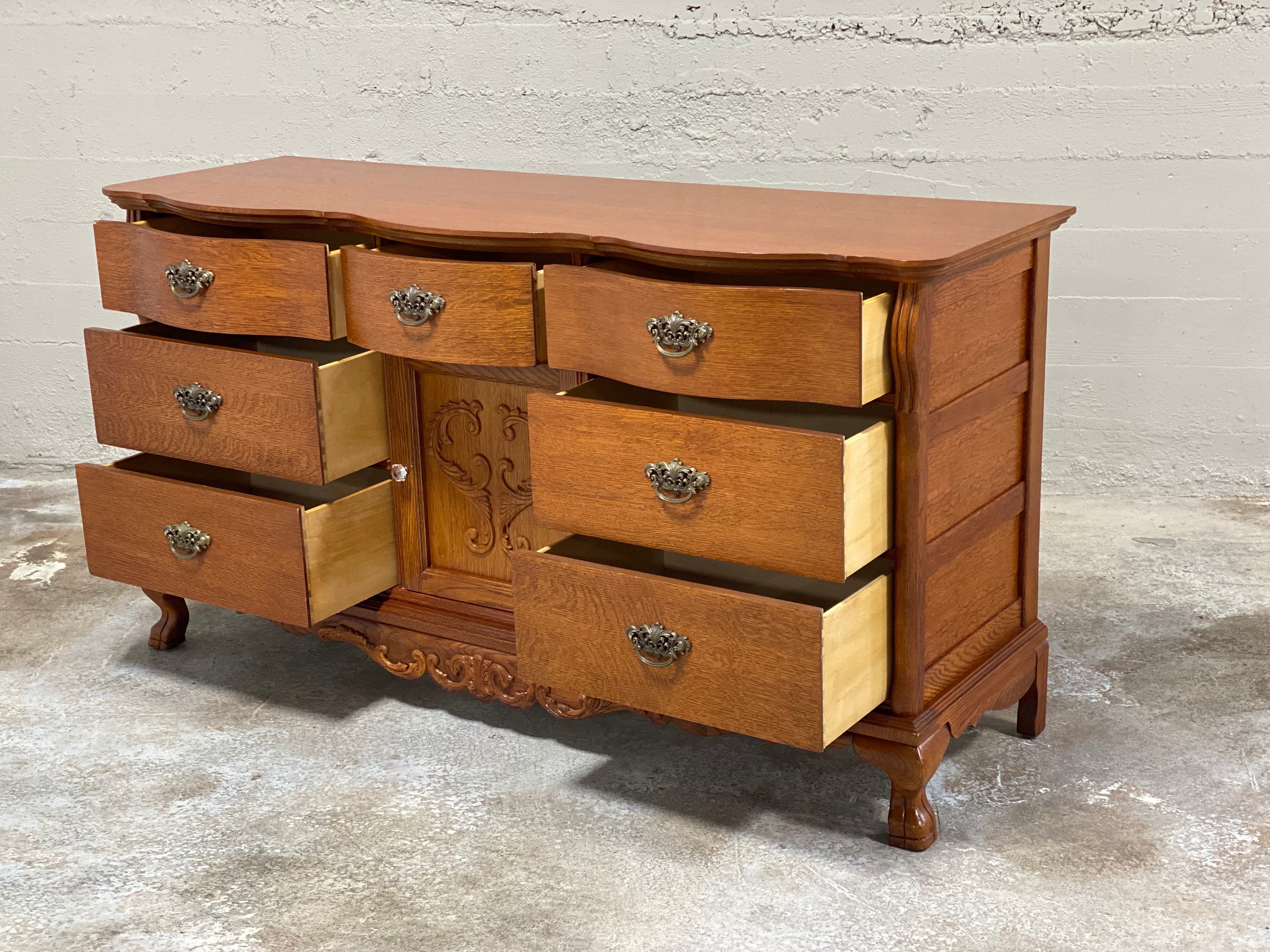 Lexington Furniture Victorian Sampler Collection Door Triple Dresser - Etsy